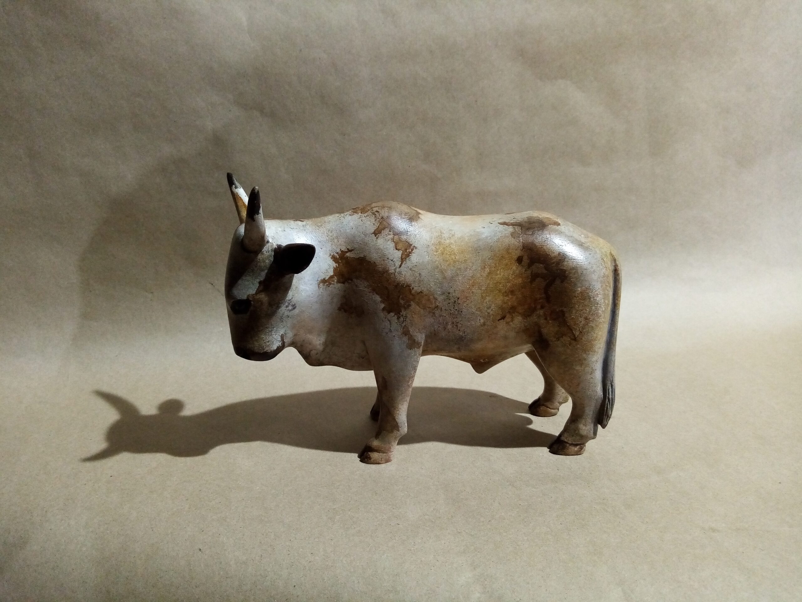 Hohodza Nguni Cow resin casted figurine 24cm grey and brown • AYA Africa